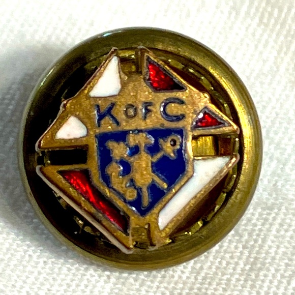 Vintage | Accessories | Vintage Knights Of Circus Columbus Lapel Pin ...